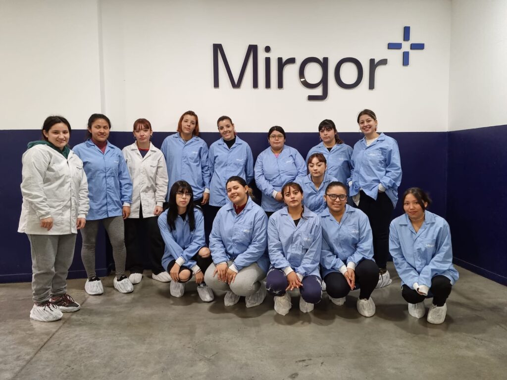 Impulsando la empleabilidad en el Sector Tecnológico: las estudiantes ...